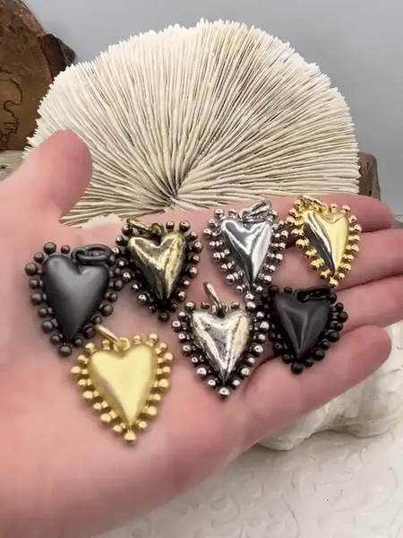 Zinc Alloy Textured Heart Charms, Large Heart Pendant, Plated Zinc ...